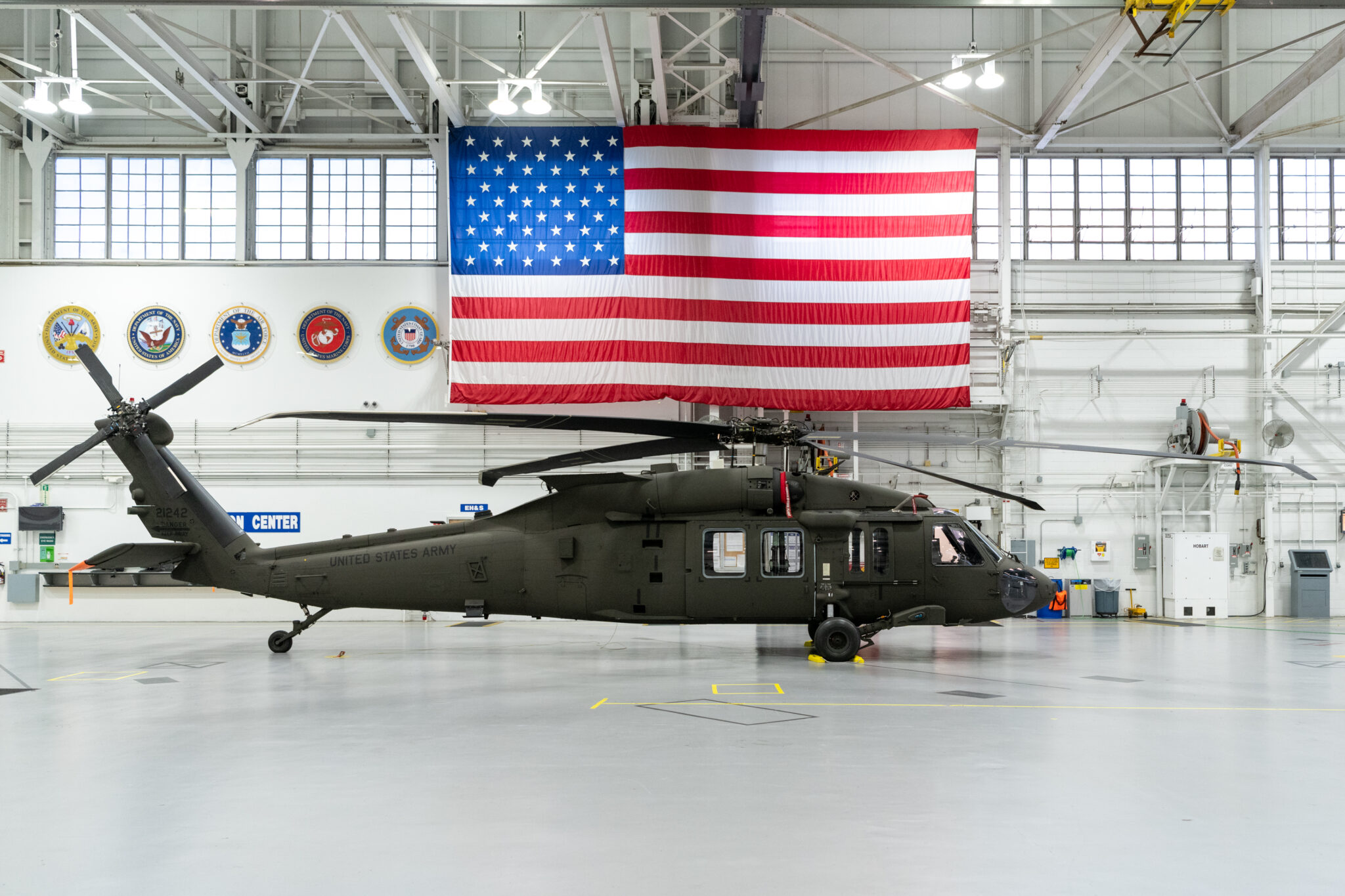 Sikorsky Delivers 5,000th Hawk Variant to US - Defencenet.ae